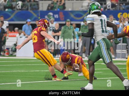 January 2 2023: USC Trojans punter Will Rose (36) holds the ball for ...