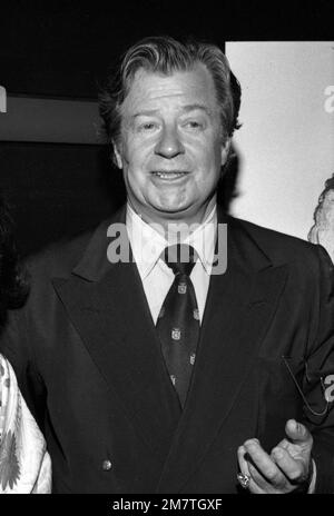 James Clavell 1980. Credit: Ralph Dominguez/MediaPunch Stock Photo - Alamy