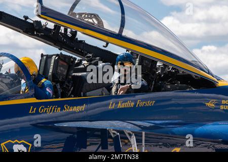 Megan Phaneuf, assistant news director at KNBN - NewsCenter1 in Rapid ...