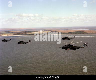 An air-to-air left side view of an RH-53D Sea Stallion helicopter ...