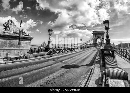 BUDAPEST, HUNGARY - MAY 6: Chain bridge over river Danubeon May 6, 2017 ...
