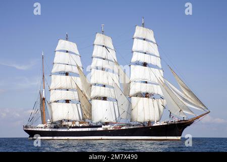 Russian tall ship Sedov, Copenhagen race start, 2007 Stock Photo - Alamy