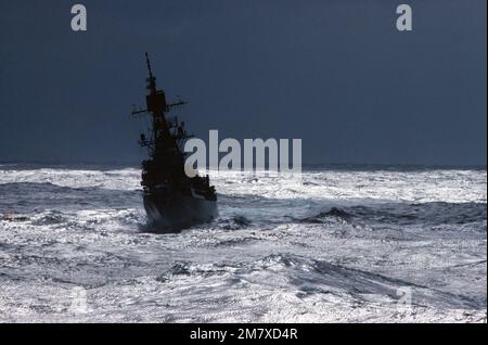 A starboard bow view of the Indian destroyer INS Ranjit (D-35) taking ...