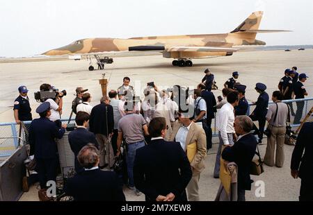 LCOL Leroy Schroeder, B-1 bomber chief test pilot, answers questions ...