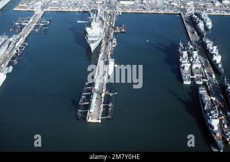Aerial view of the Destroyer and Submarine Piers and Naval Station ...