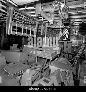 The Combat Information Center (CIC) room of the guided missile frigate ...