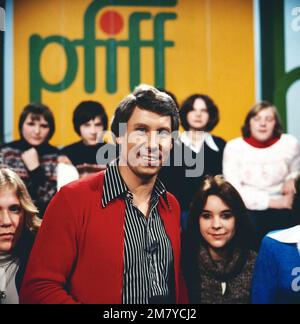 Pfiff, ZDF Sportsendung für Kinder, 1987, Moderation: Benny, aka Benny ...