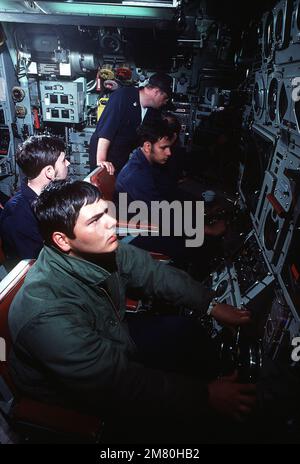 attack submarine, control room, Los Angeles-class, maintenance, navy ...