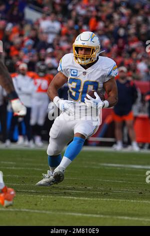 Los Angeles Chargers cornerback Ja'Sir Taylor (36) plays against the ...