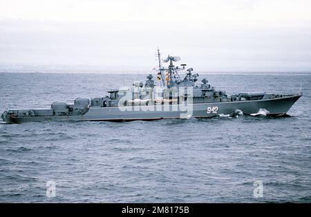 A starboard beam view of the Soviet Krivak I class frigate 971 (FFG 971 ...