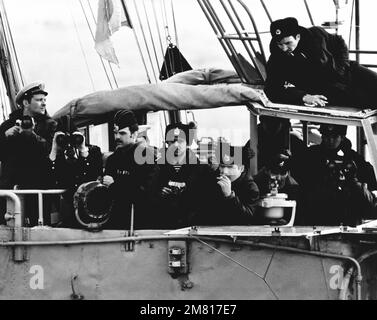 A Soviet Petya I class frigate (FFL) and an Alfa class nuclear-powered fleet ballistic missile ...