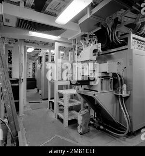 The Combat Information Center (CIC) room of the guided missile frigate ...
