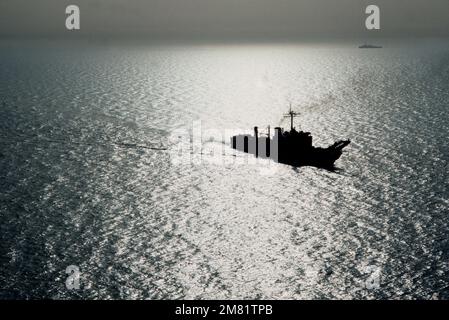 USS Fort Snelling (LSD-30) underway at sea, circa the early 1960s. This ...