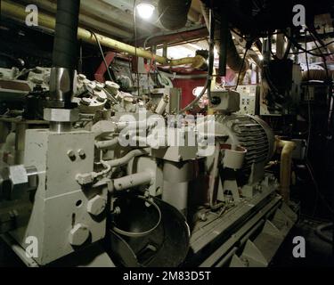 The guided-missile frigate USS Rodney M. Davis (FFG-60) at Guantanamo ...