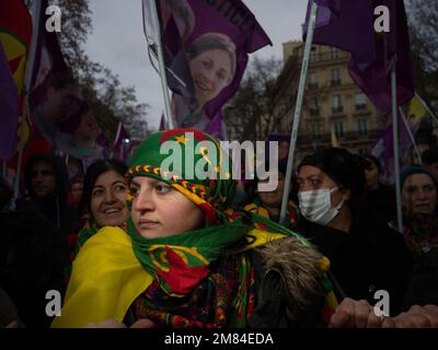 Paris, France December 26, 2023 Nadir HIFI (Paris) and Coach Tuomas ...