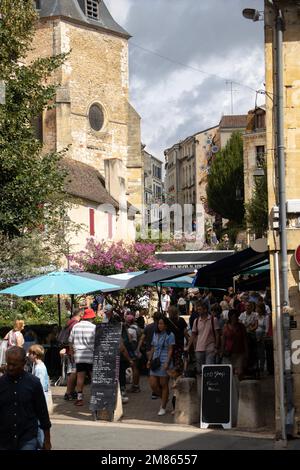 Bergerac town, situated on the northern bank of the Dordogne river in ...