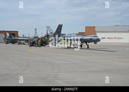 Members of 119th Wing participate in Victory Hooligan Exercise at the ...