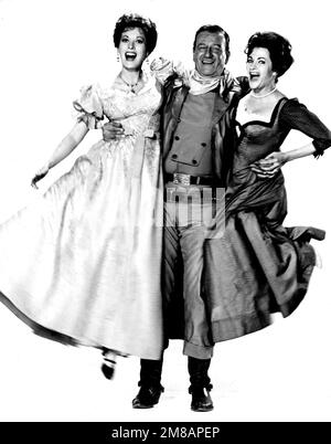 John Wayne and Maureen O'Hara / McLINTOCK ! / 1963 directed byAndrew V. McLaglen [United Artists ...