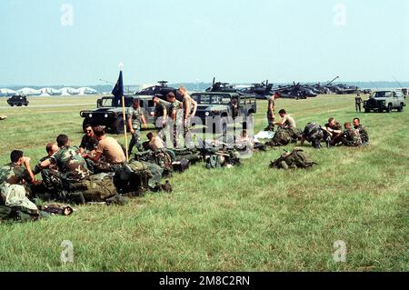 Soldiers use M998 High-Mobility Multipurpose Wheeled Vehicles (HMMWV ...