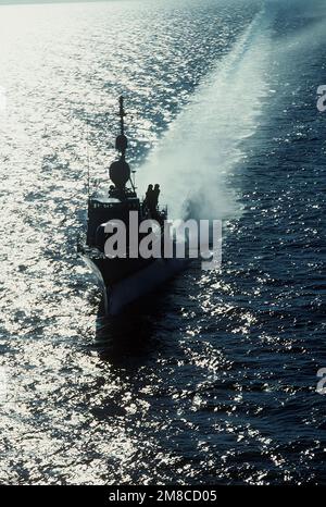 USS Hercules (PHM-2) underway in 1984 Stock Photo - Alamy