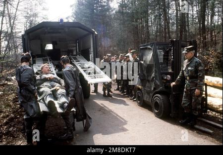 West German soldiers wearing nuclear-biological-chemical (NBC ...