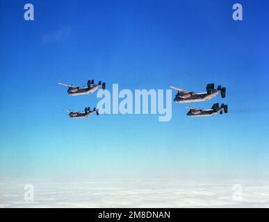 United States Navy Grumman C-2A Greyhound (G-123) (REG: 162159) landed ...