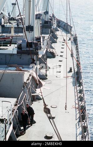 Members of a boarding party from the guided missile destroyer USS ...