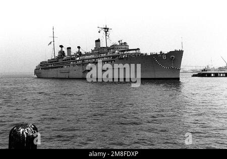 USS Jason (AR-8) at Naval Station Subic Bay, Philippines, with serveral ...