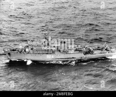 A port beam view of the ocean minesweeper USS CONQUEST (MSO-488) tied ...