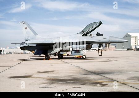 A right side view of an F-16N Fighting Falcon aircraft of the Navy ...