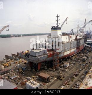 Starboard quarter view of the Military Sealift Command (MSC) strategic heavy lift ship USNS BOB ...
