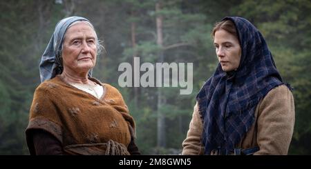 THE EMIGRANTS (2021) -Original title: UTVANDRARNA-, directed by ERIK ...