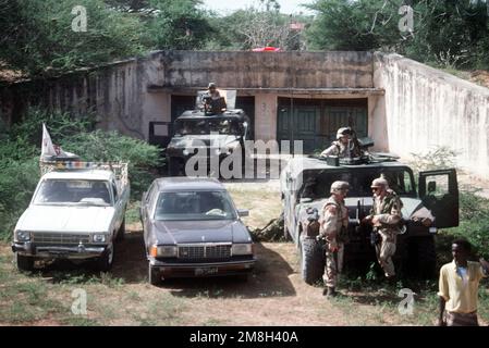 Soldiers use M998 High-Mobility Multipurpose Wheeled Vehicles (HMMWV ...