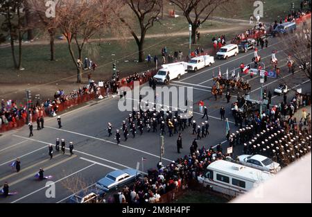 Washington, DC. 1-20-1993 President William Clinton and FIrst Lady ...