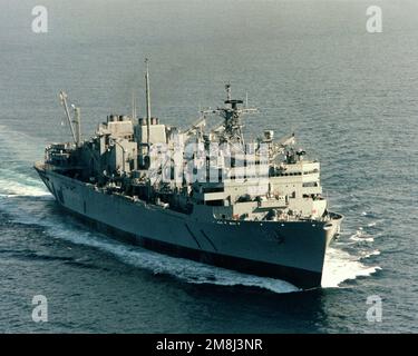 Starboard bow view of the fast combat support ship USS SUPPLY (AOE-6 ...