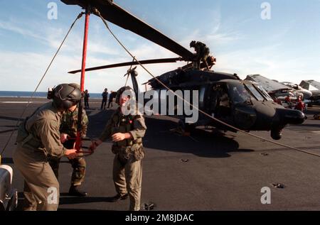 Atlantic Ocean., Blackhawk, flight deck, helicopter, USS Doyle Stock ...