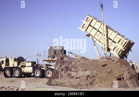 A U.S. Army four-round Patriot surface-to-air M901 missile launcher ...