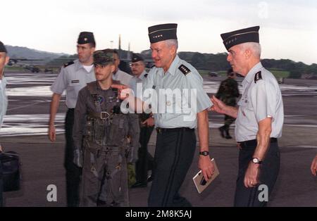 The chief of staff of the U.S. Army, Gen. Raymond T. Odierno, the U.S ...