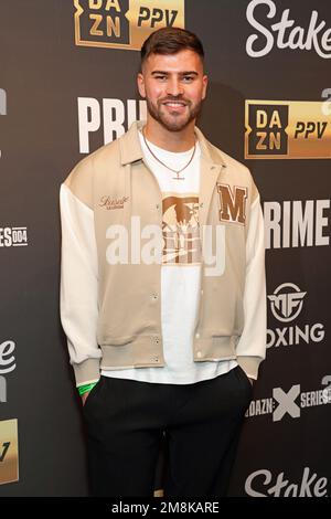 Owen Warner arrives for the KSI v FaZe Temperr fight at OVO Arena ...