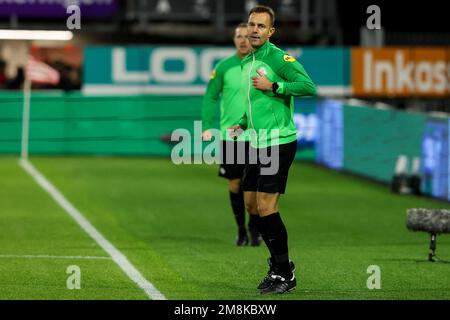 ROTTERDAM, NETHERLANDS - JANUARY 14: Warming up of Assistent referee ...
