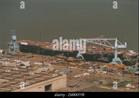 Aerial port side view of the NIMITZ class Aircraft Carrier USS JOHN C ...