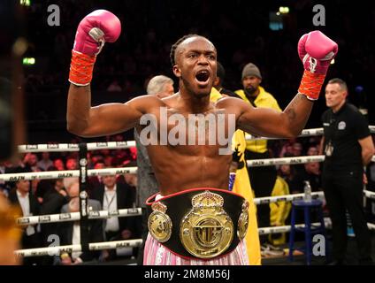 KSI celebrates victory in the cruiserweight bout against FaZe Temperrr ...