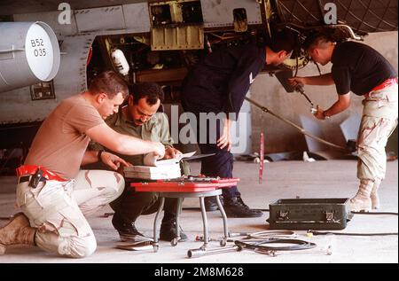 An F-16 Falcon from the 389th Fighter Squadron (FS) comes to a stop ...