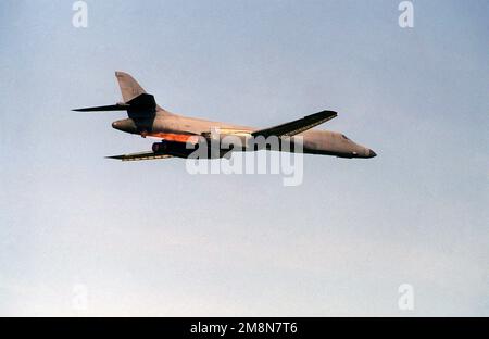 Medium long shot, right rear view, 105mm towed howitzer M119A1, on a ...