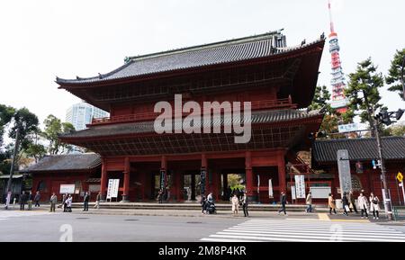 Increase the temple in Tokyo, Japan Stock Photo - Alamy