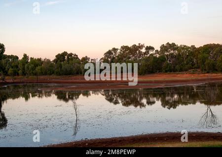 Cobar Australia, low water levels of newey reservoir at dusk Stock ...