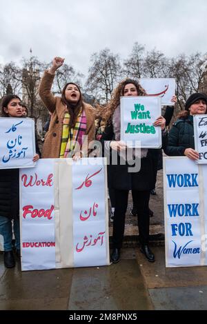 Women of Afghan protest against the treatment of women whilst under the ...