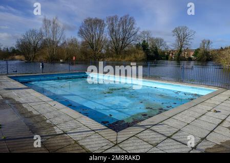 Fordingbridge, Hampshire, UK, 15th January 2023, Weather: Sunshine over ...