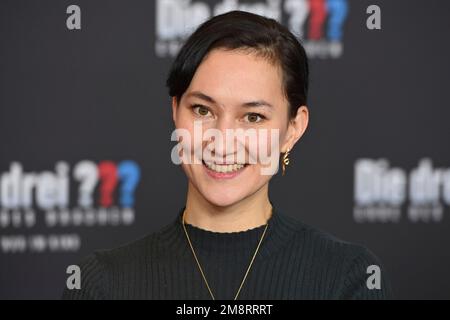 Agnes DECKER (actress) single image, cropped single motif, portrait ...