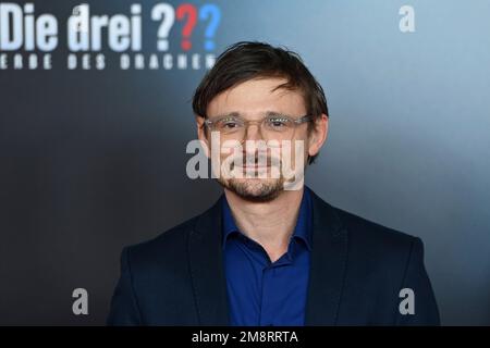 Florian LUKAS (actor) single image, cropped single motif, portrait ...